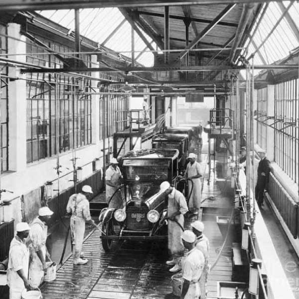 The Story of the World's First Car Detailing Studio - Auto Nexus